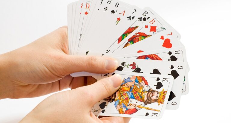 Bridge Regeln & Anleitung - Gesellschaftsspiele - Spielregeln.de